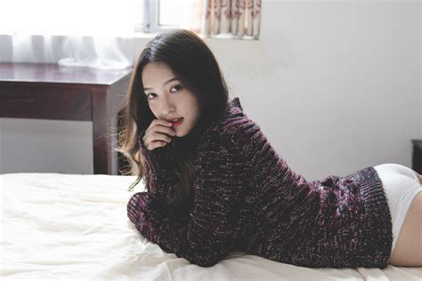 무료 이미지 아시아 사람 소녀 여자 벽지 섹시한 모델 사진술 감정 사람들 의류 아름다움 단맛 초상화