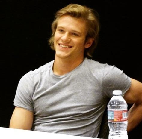 Biographien Lucas Till Lucas Till Filme Serien Und Biografie Wsvmvj