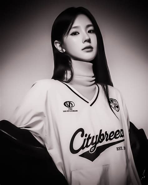 Miyeon в 2024 г Черные волосы Волосы