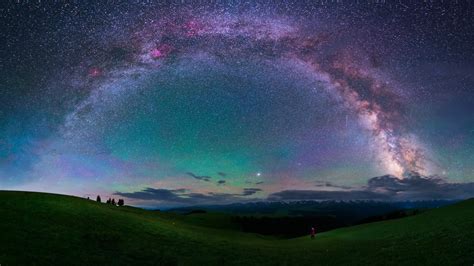 星空 夜晚 草地 风景4k壁纸极品壁纸精选极品壁纸 星空 夜晚 草地 风景4k壁纸极品壁纸精选极品壁纸