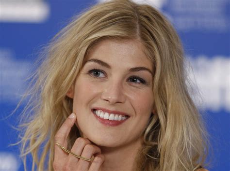 The Ace Black Movie Blog The Movies Of Rosamund Pike