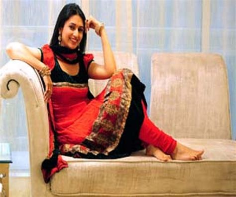 Divyanka Tripathis Feet