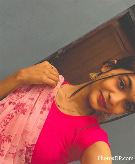 3558 Ladki Ki Photos Images And Wallpapers