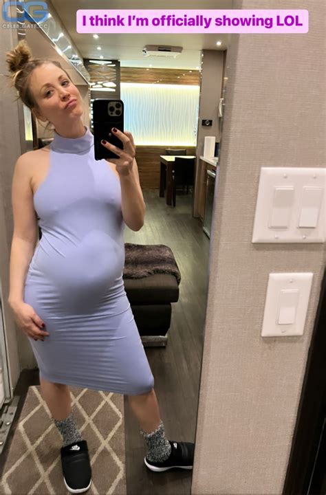 Kaley Cuoco Nackt Nacktbilder Playboy Nacktfotos Fakes Oben Ohne