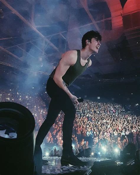 Shawn Mendes Dancing Shawn Mendes Pants Shawn Mendes Muscles Singers