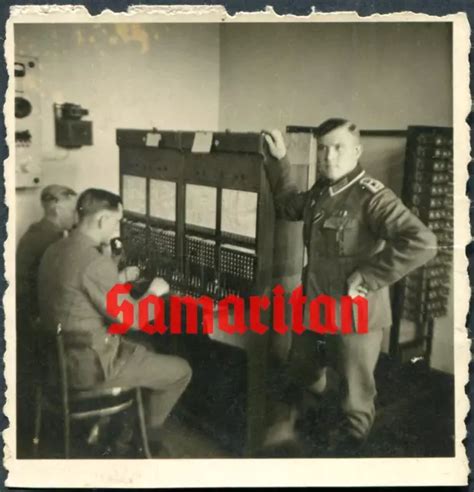 I1117 Ww2 Original Photo Of German Wehrmacht Radio Operators £479