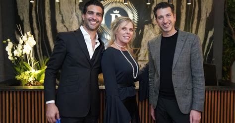 Muy Agradecido Con Toda La Gente Que Ha Confiado En Nosotros Para Hacer