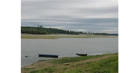 Дунав изхвърли още едно от телата на изчезналите мигранти откриха трупа на момиче