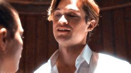 𝑫𝑨𝑴𝑰𝑨𝑵 𝑯𝑨𝑹𝑫𝑼𝑵𝑮