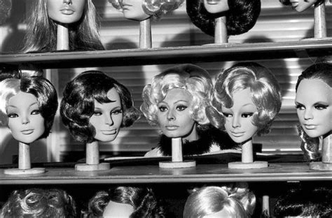 Sophia Loren Between Wigs 1970 Vintage News Daily
