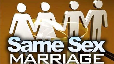 St Louis Issues Same Sex Marriage Licenses