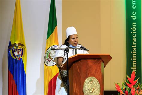 这是第一位来自阿瓦卡部落的哥伦比亚考古学家 Diomedes Izquierdo Mejía Infobae