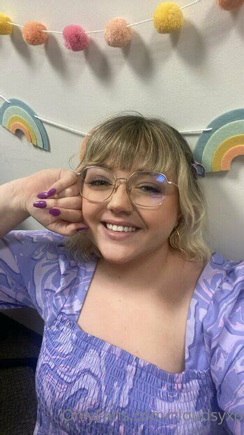 Cloudsyxo Nude Leaks Thefappening