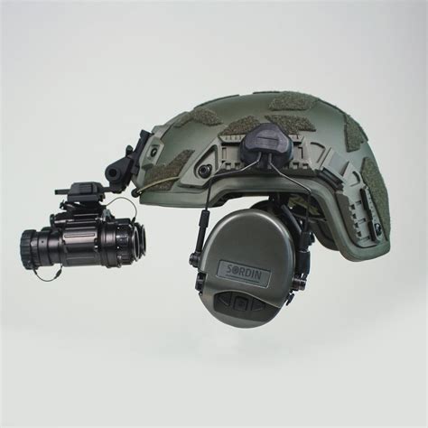 Pvs 31 Dual Tube Night Vision Goggles Gsci Advanced Photonics