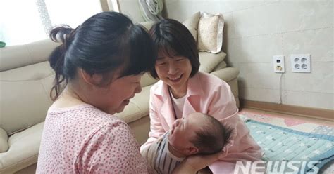 국제모유수유 전문가 금천구 임산부 수유 교육