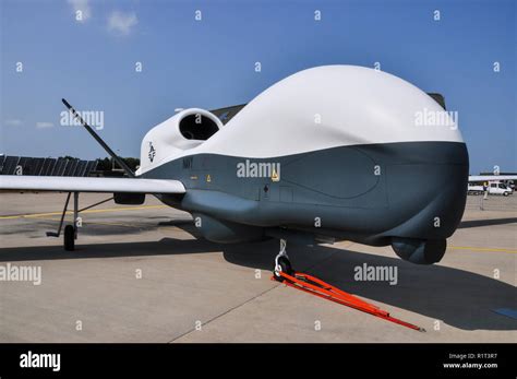 Navy Aviators Set To Start Controlling Unmanned Aircraft 42 Off