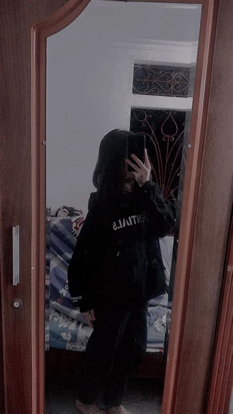 Pin By On Pins Creados Por Ti Insta Profile Pic Cute Selfie Ideas