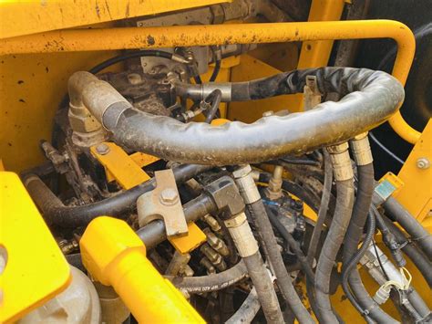 JCB JS130LC TRACKED EXCAVATOR YEAR 2014 C W REVERSE CAMERA