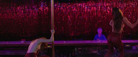 Ryan Van Compernolle Nue Dans Women Who Kill