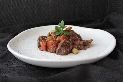 Говядина по бургундски рецепт приготовления в домашних условиях калорийность фото