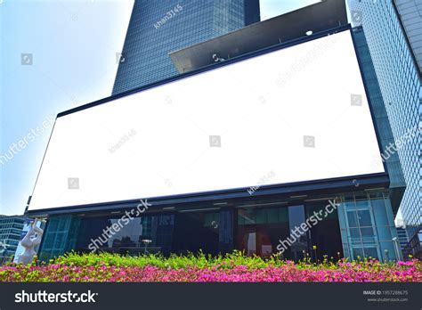 3 778 Led Screen City Images Stock Photos Vectors Shutterstock