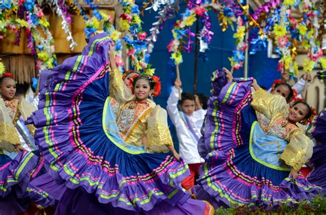 Philippine Girls Photos Download The Best Free Philippine Girls Stock