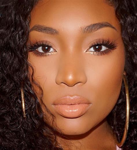 Natural Makeup For Dark Skin