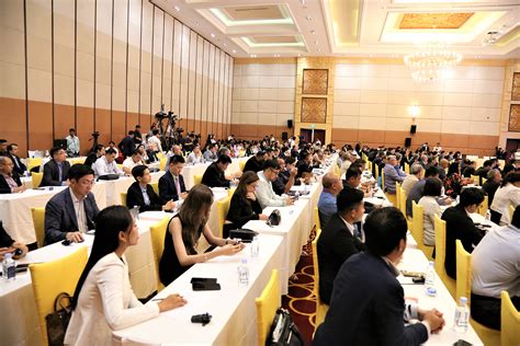 រូបភាពសកម្មភាព ឯកឧត្តម ឌឹម សុវណ្ណារុំ សមាជិក គ ជ ប និងជាប្រធានក្រុមប្រតិកម្មព័ត៌មាន គ ជ ប