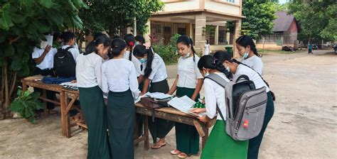 ကျိုက်ထိုမြို့တွင် စတုထ္တနေ့ ဓါတုဗေဒဘာသာရပ်အား ကျောင်းသား သူများ ဆက်လက် ဝင်ရောက်ဖြေဆို