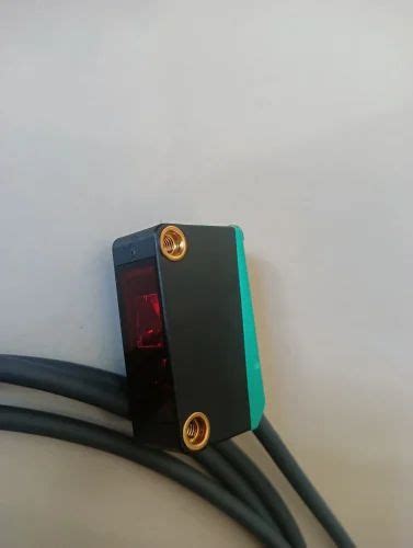 Ml 100 P And F Diffuse Mode Sensor At Rs 1950 Rectangular