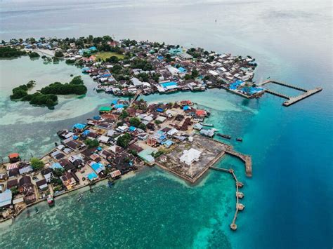 Premium Photo Aerial Gorom Island Backround Seram Bagian Timur