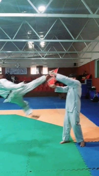تک تیک نمایش لغت فیلی پینی در فدراسیون تکواندوی افغانستان Afghanistan Kabultaekwondoshorts