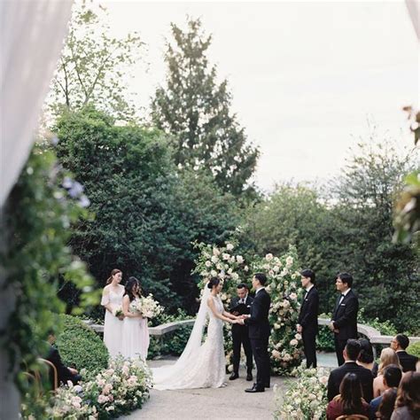 14 Hindu Wedding Ceremony Traditions