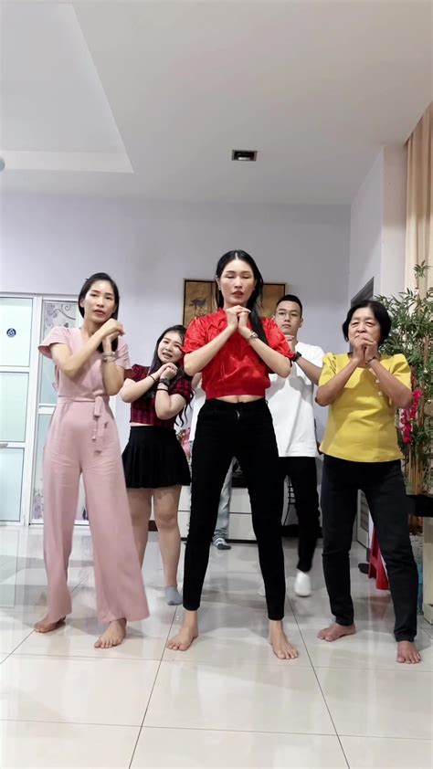 大年初四！我的妈呀 🧧 Day 4 Of Cny Finally We Did It 😂 3p 我的妈呀很努力的学 🤣 Amber