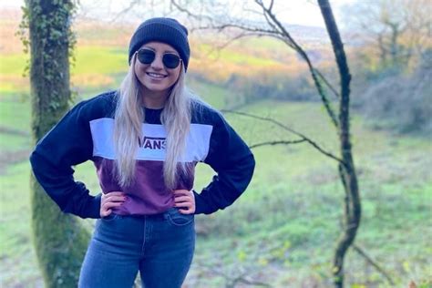 ‘athletic Woman Dies Of Bone Cancer After Lower Back Pain Was