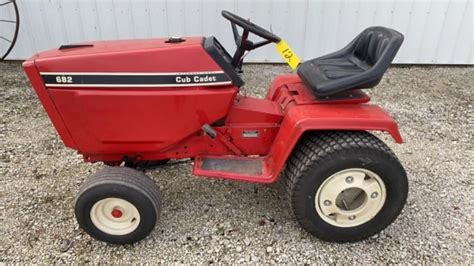 International Cub Cadet 682 Live And Online Auctions On
