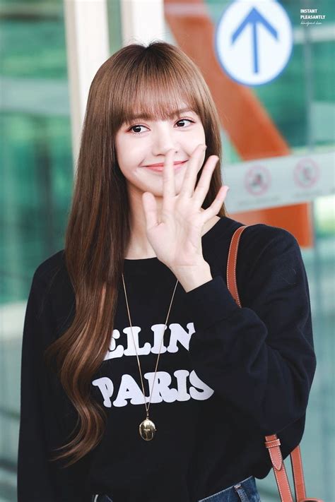 lisa pics on Twitter cr instantp 327 Nữ thần