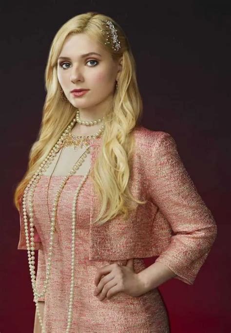 Abigail Breslin Hot And Sexy Bikini Pictures Woophy