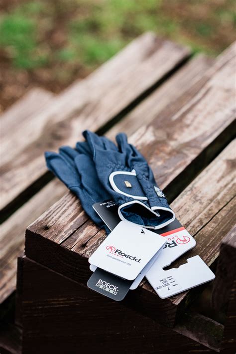 Product Review Roeckl Lona Gloves Red On The Right