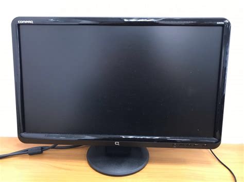 Compaq S2021a 20 Monitor Computers Tech Parts Accessories Monitor Screens On Carousell