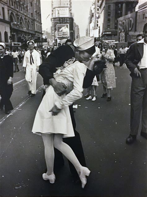Sailor Kissing A Nurse V J Day Times Square New York By Alfred