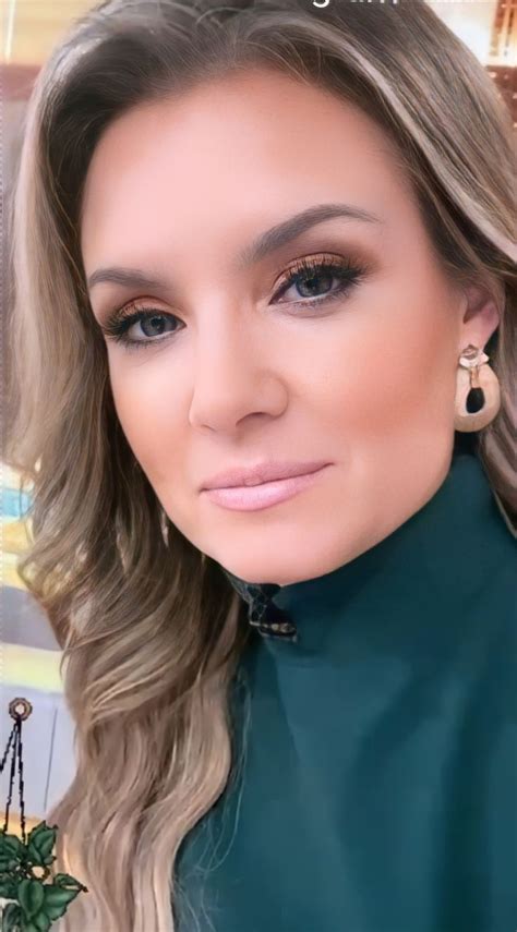 Pin By Harry George On S M W In Actress Hot Photoshoot Cheer Picture Poses Beautiful Models