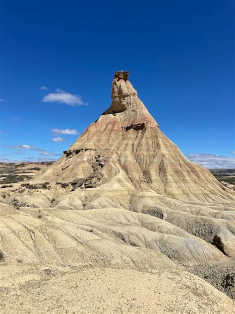 경치 나바라 모바일 바탕화면 바르데나스 레알레스 밤하늘 사막 수직 쐈어 스페인 유성 은하수에 관한 무료 스톡 사진