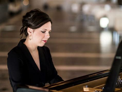 Daria Van Den Bercken Vvv Ruurlo