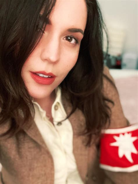 Piecks English Voice Actress Amber Lee Connors Rshingekinokyojin