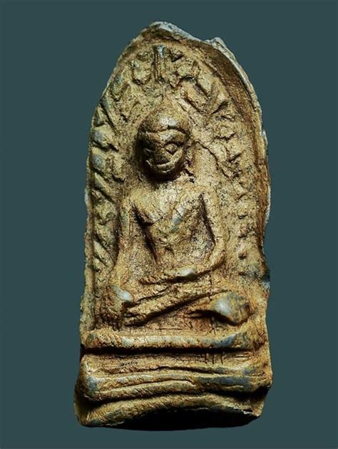 พระรอด ลำพูน เก่าเนื้อจัด สวยๆ Ennxo