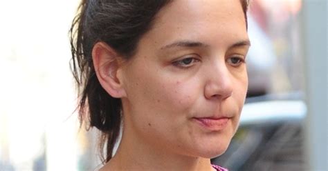 케이티홈즈 적나라 민낯 포착 초췌해진 모습