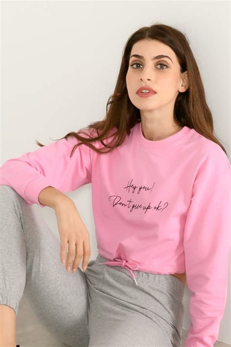 Pink Woman Pink Woman Added A New Photo