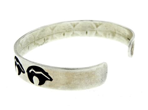 Zuni Bear Symbol Sterling Silver Bracelet Cuff Gem