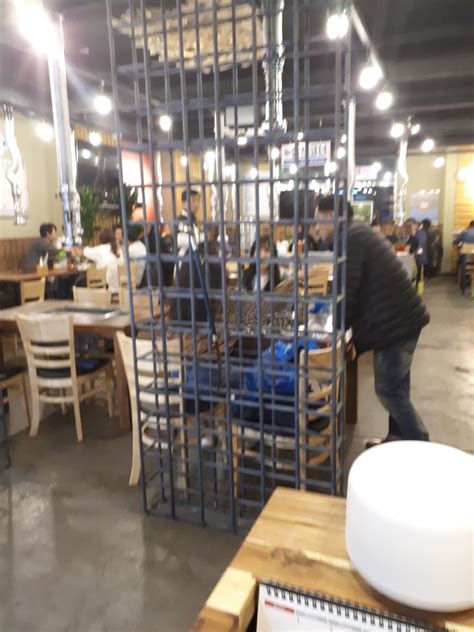 지중해자연산민물장어 동네가게